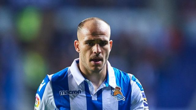 Done deal: Everton striker Sandro joins Huesca on three-year deal ...