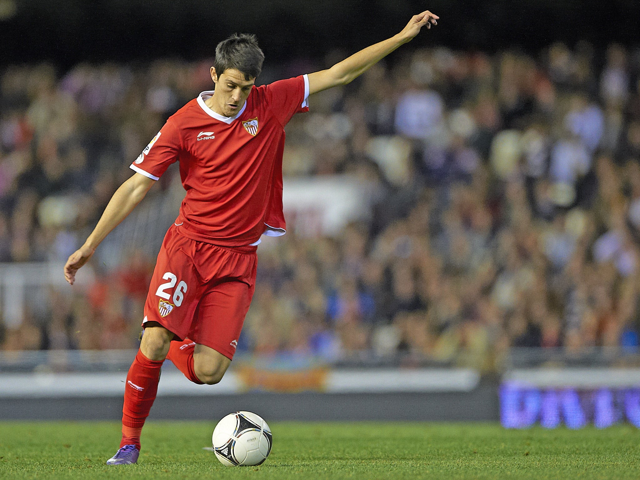 Ex-Sevilla midfielder Luis Alberto rushed to hospital - Football España