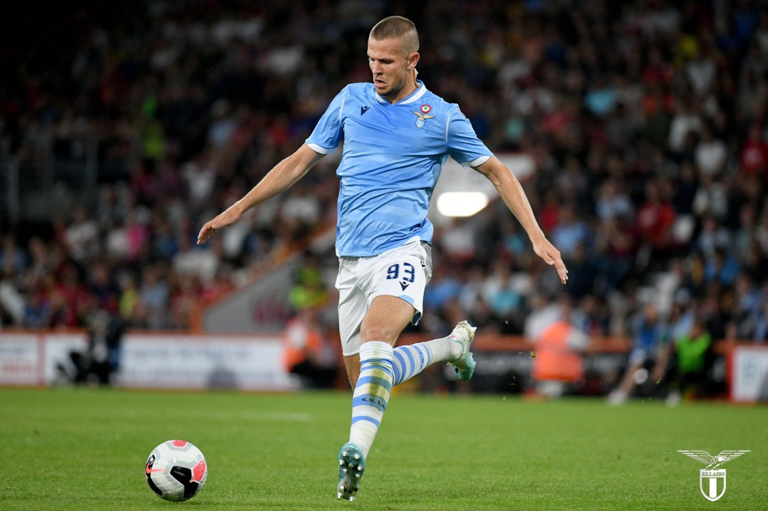 El Huesca ficha al central de la Lazio Denis Vavro