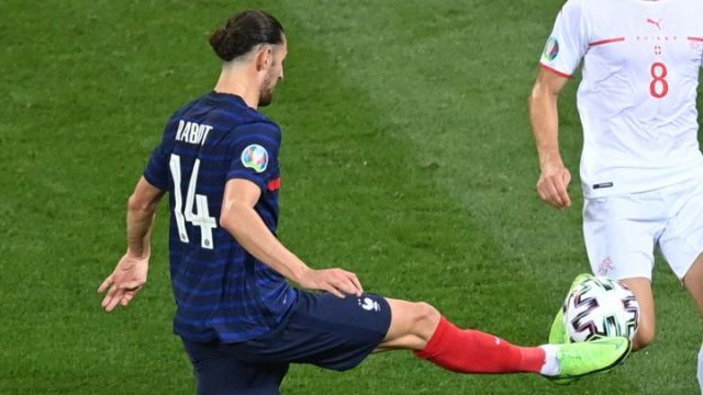 Adrien Rabiot's mother involved in aggressive discussion with the ...