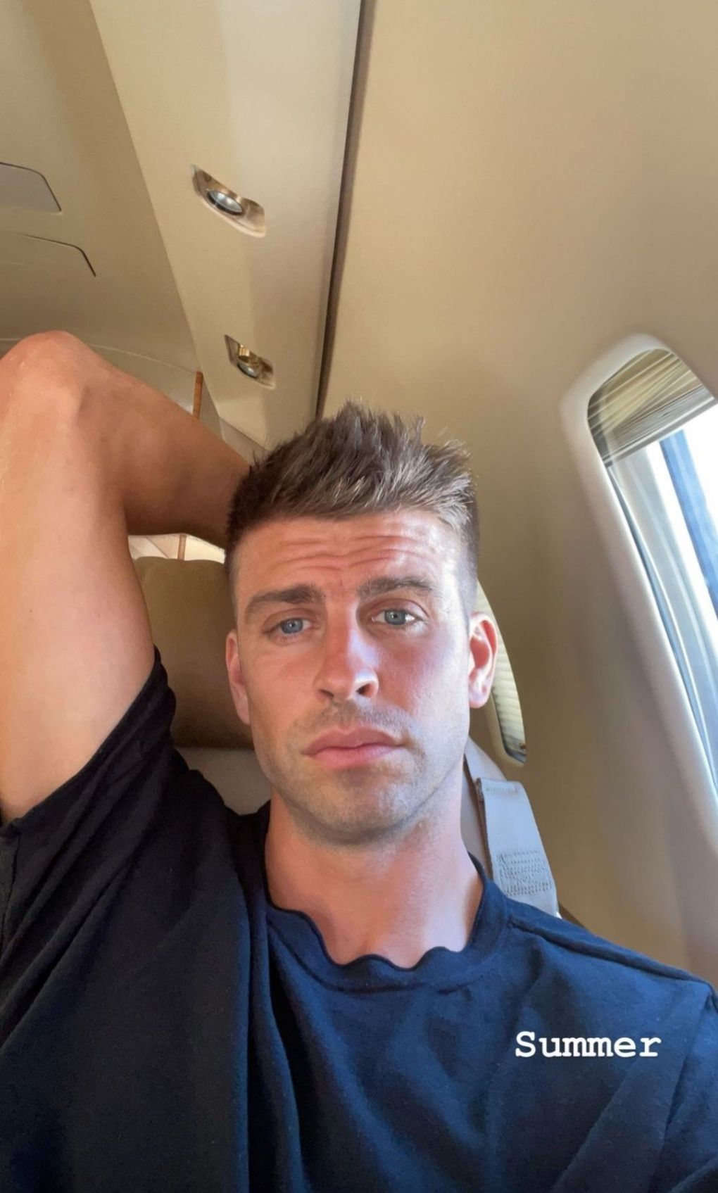 Barcelona centre-back Gerard Pique puzzles his followers with daily ...