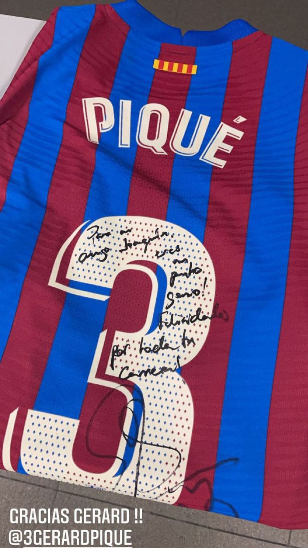 Gerard Pique sends brilliant message to fellow veteran Joaquin using ...