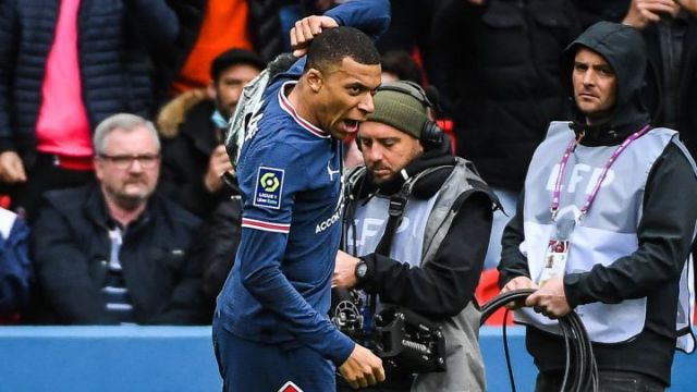 Kylian Mbappe angry with how Paris Saint-Germain's fans treated Neymar ...