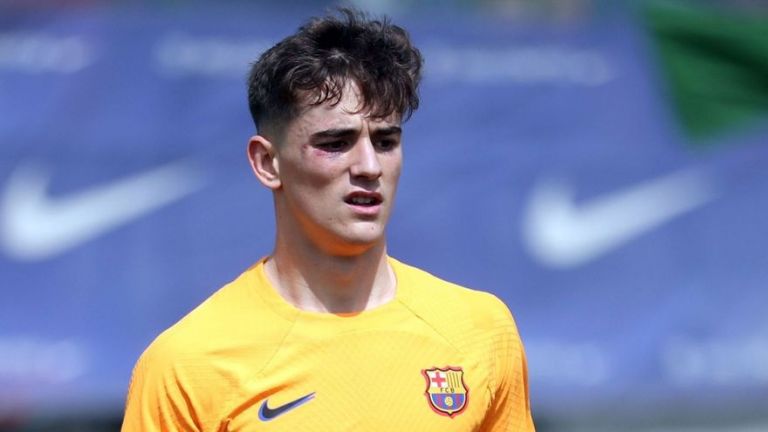 Gavi shows off battle scar in training after Barcelona's Levante ...