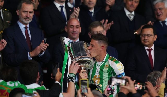 Real Betis clinch Copa del Rey glory against Valencia - Football España