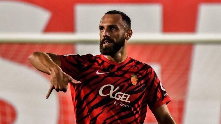 Real Mallorca striker Vedat Muriqi speaks on 'positive side' of ...