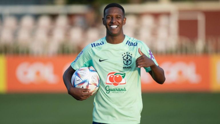 Analysis: Who is Real Madrid-linked Brazilian teenager Robert Renan ...