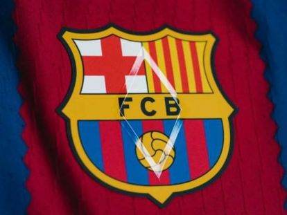 Barcelona add striking new aspect to club badge ahead of 2023-24 season ...