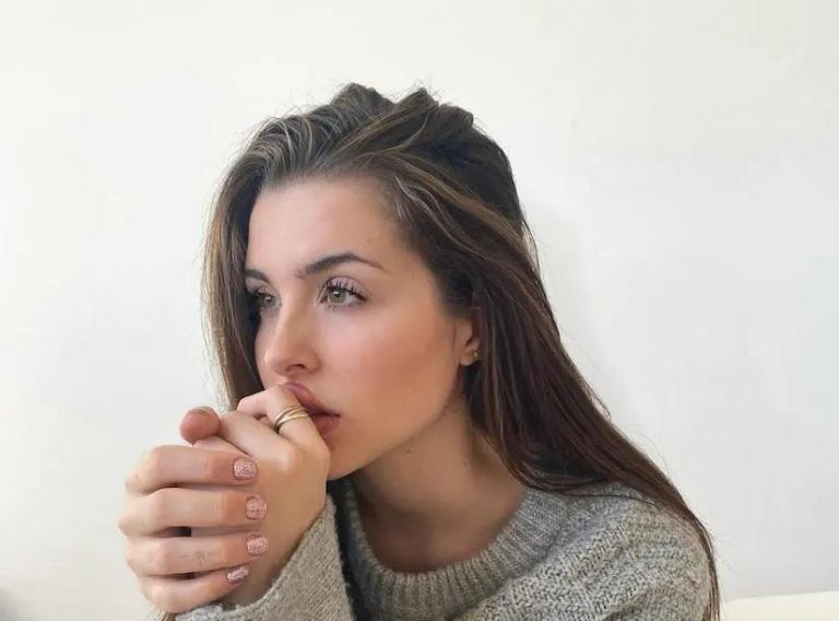 Spanish influencer reveals how footballers try to hook up on Instagram ...