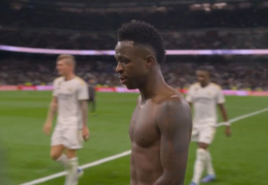 WATCH: Vinicius Junior makes girl's dream come true after Valencia ...