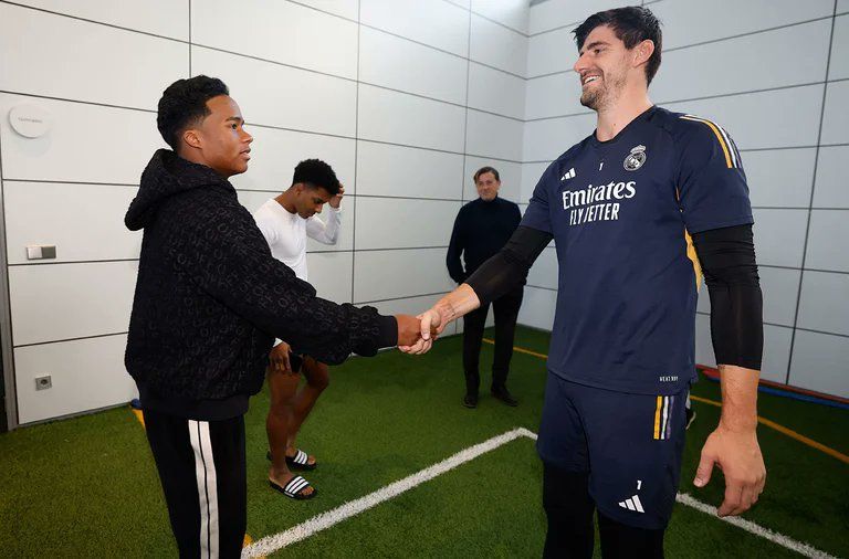 Endrick Felipe meets Real Madrid teammates for first time ahead of move ...