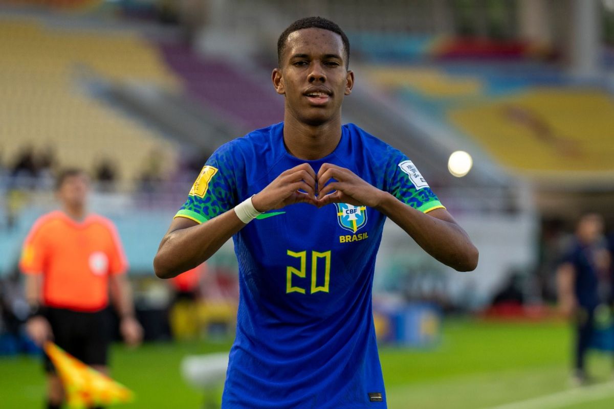 Barcelona no longer interested in signing 17-year-old Brazilian ...