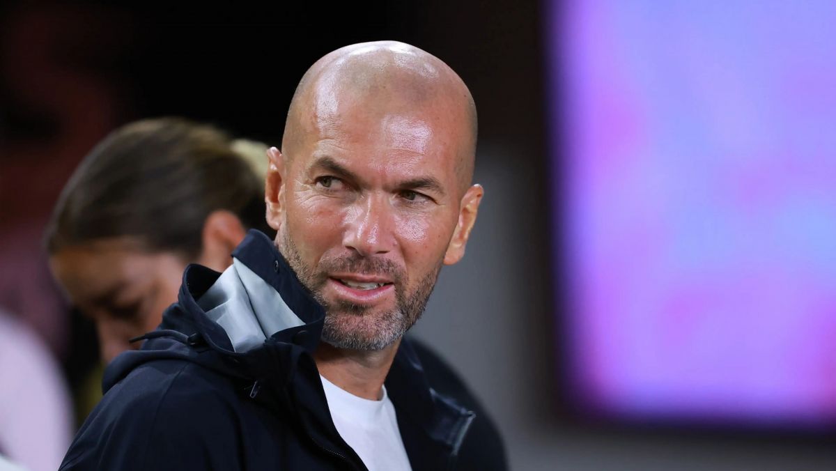 Real Madrid legend Zinedine Zidane 'a step away' from return to ...