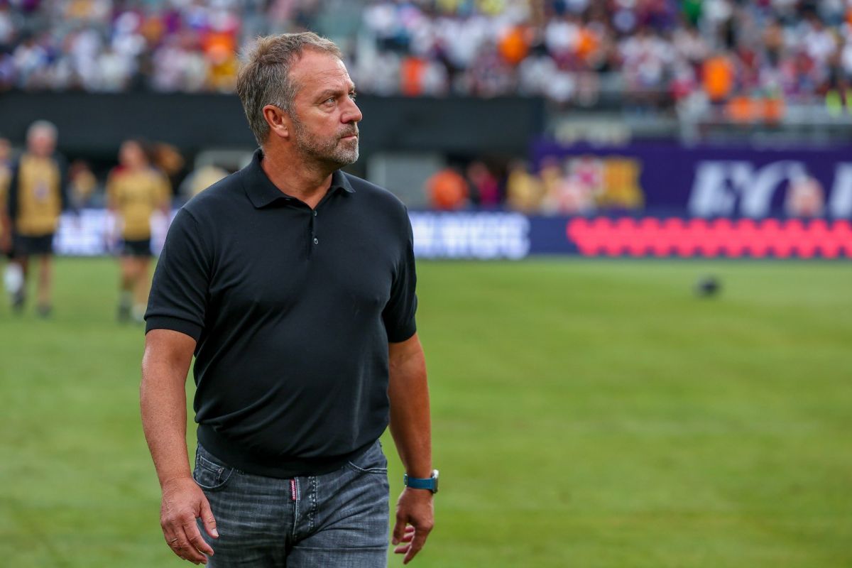 Hansi Flick rules out Barcelona move for midfielder and gives ... Hansi Flick rules out Barcelona move for midfielder and gives ...