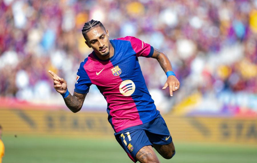 Lamine Yamal loving life under Hansi Flick at Barcelona