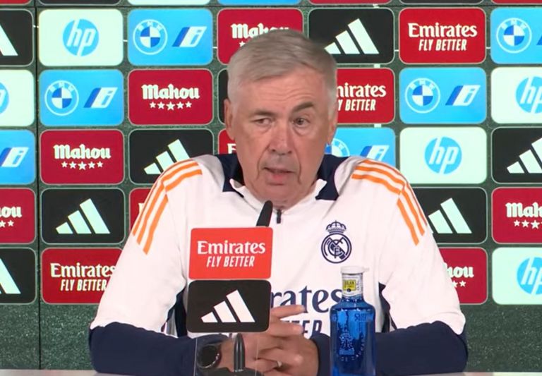 Carlo Ancelotti explains to Barcelona's Eric Garcia and Marc-Andre ter ...