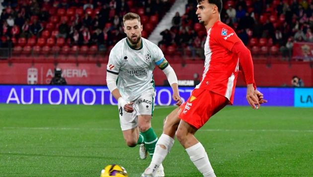 Barcelona "reach agreement" to sign Spanish right-back