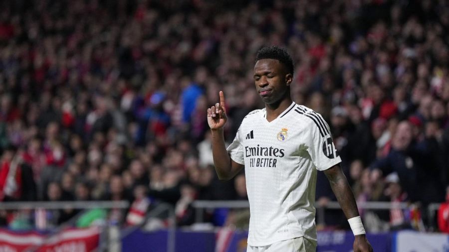 Real Madrid face Vinicius Jr contract call after Xabi Alonso update
