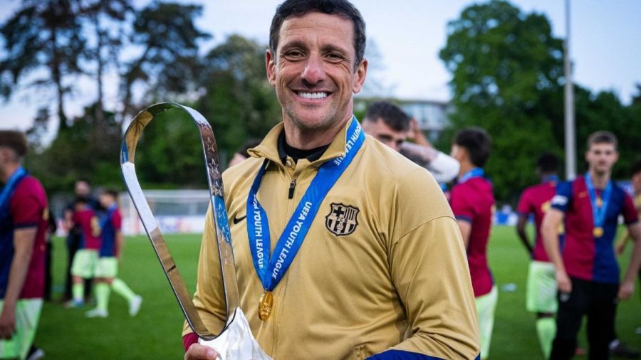 Barcelona name iconic defender as new Barca Atletic coach