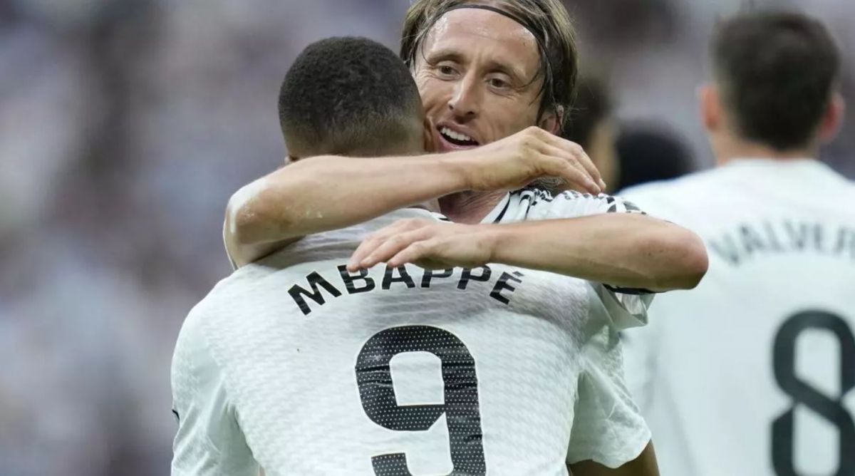 Real Madrid make decision on Luka Modric's number 10 shirt