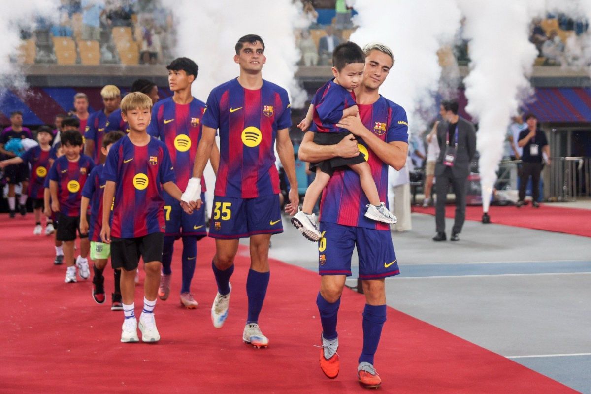 Barcelona make decision on signing Gavi replacement