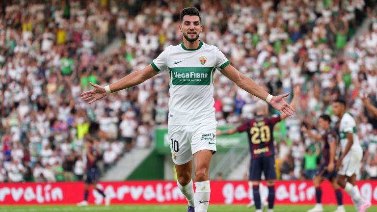 La Liga Wrap: Elche beat Levante as Valencia end Getafe's winning streak