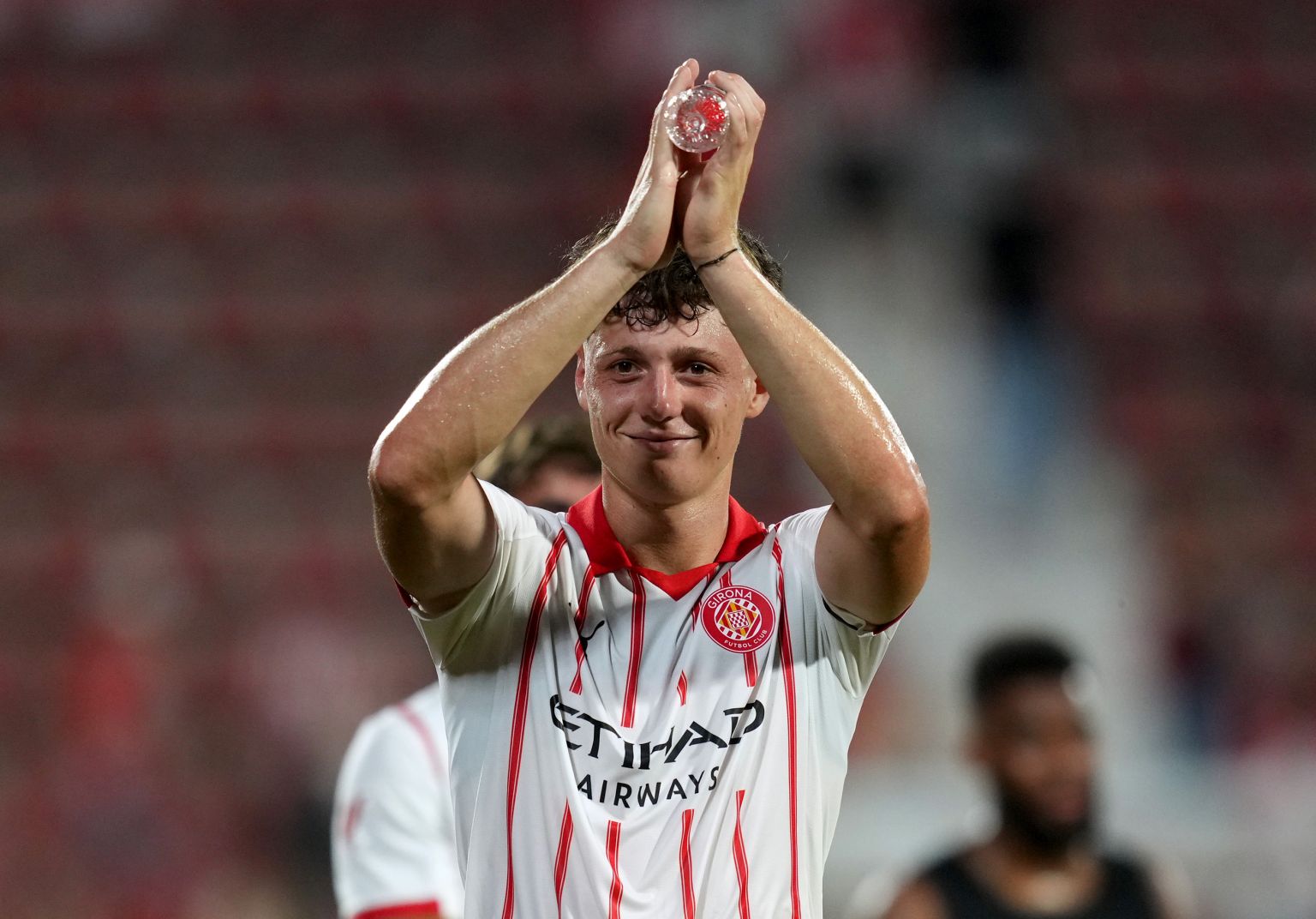 Girona open door to defender sale as Wolves make €30m offer