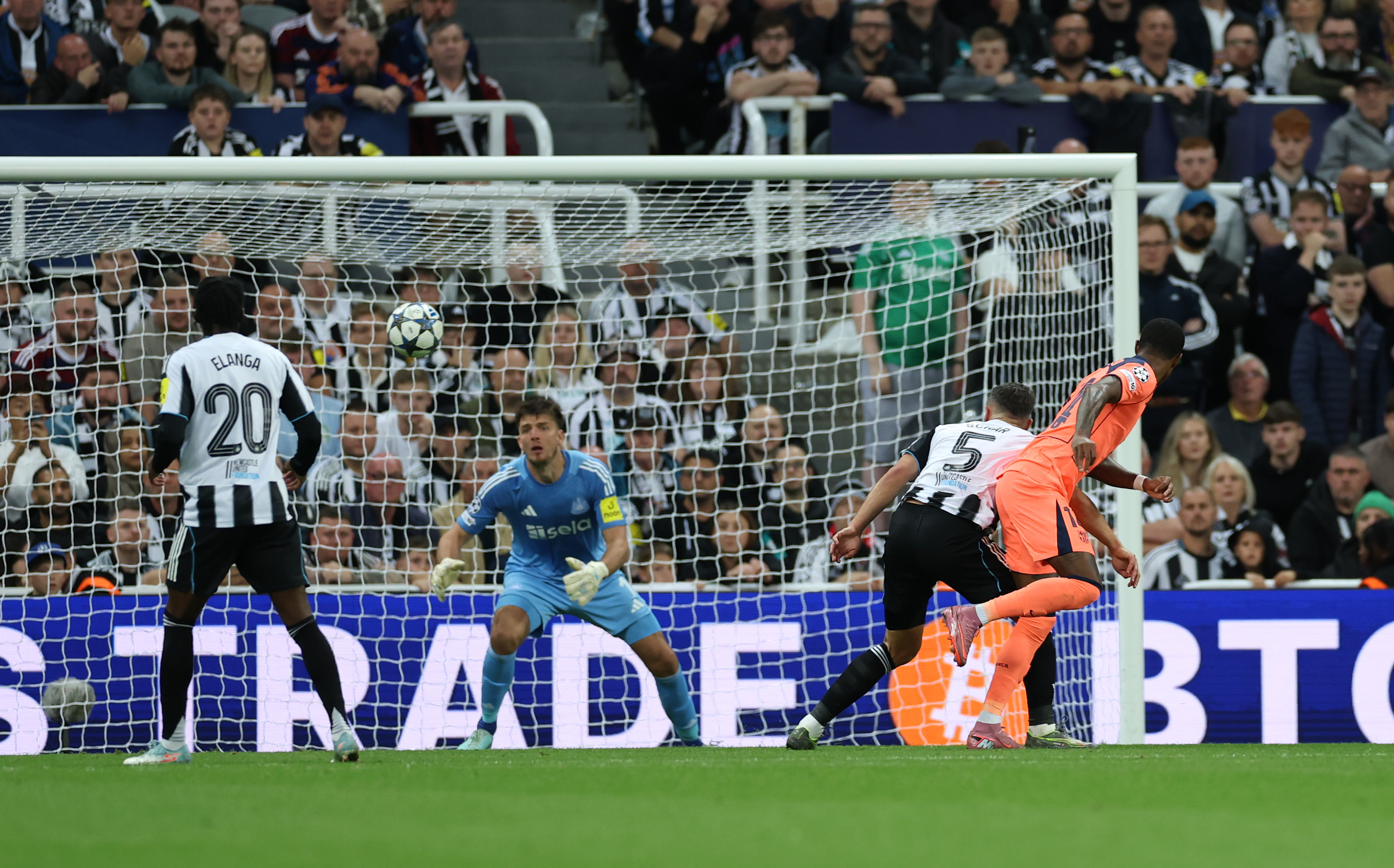 Marcus Rashford reacts to scoring first Barcelona goals – ... | Soccer ...